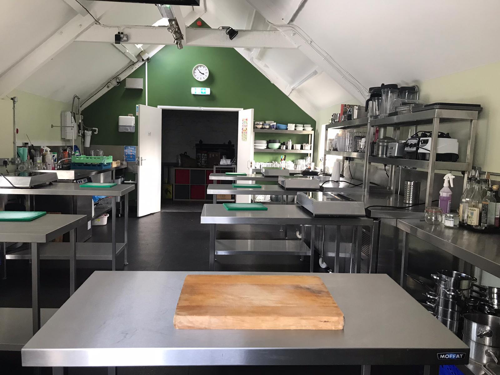 Natural Cookery School – Become a Natural in the Kitchen
